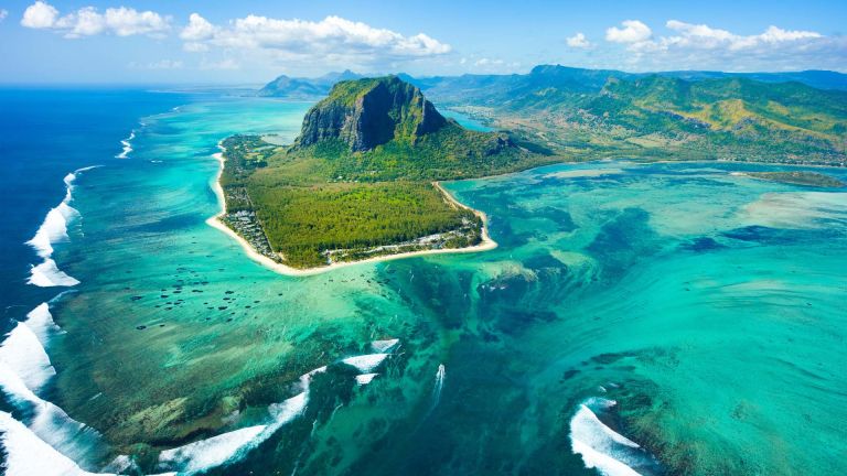 Where is Mauritius Island | Maps, Geography, History, & Facts
